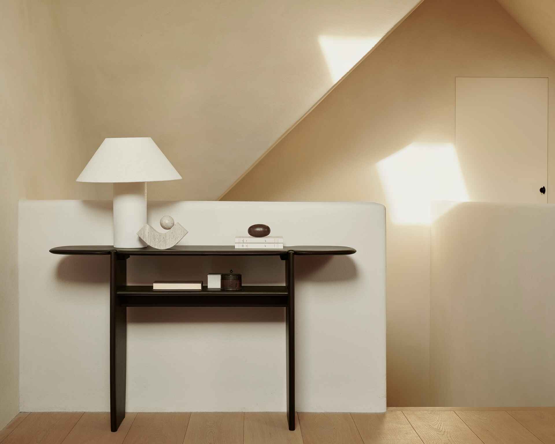 Consoles design - Bois massif et métal élégantes – – Depot Design